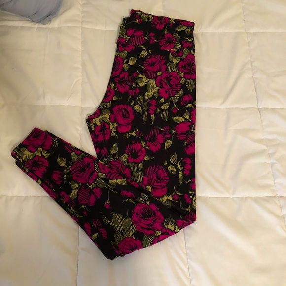 LuLaRoe | Pants & Jumpsuits | Lula Roe Tall And Curvy Leggings | Poshmark